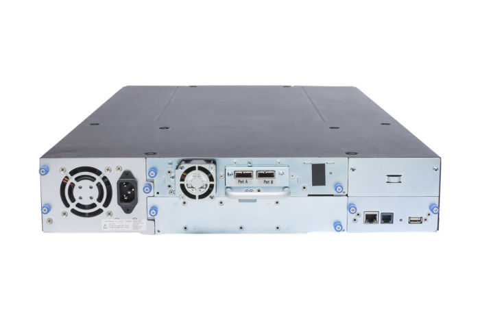 Dell Powervault TL2000 with 1 x LTO-5 SAS Drive