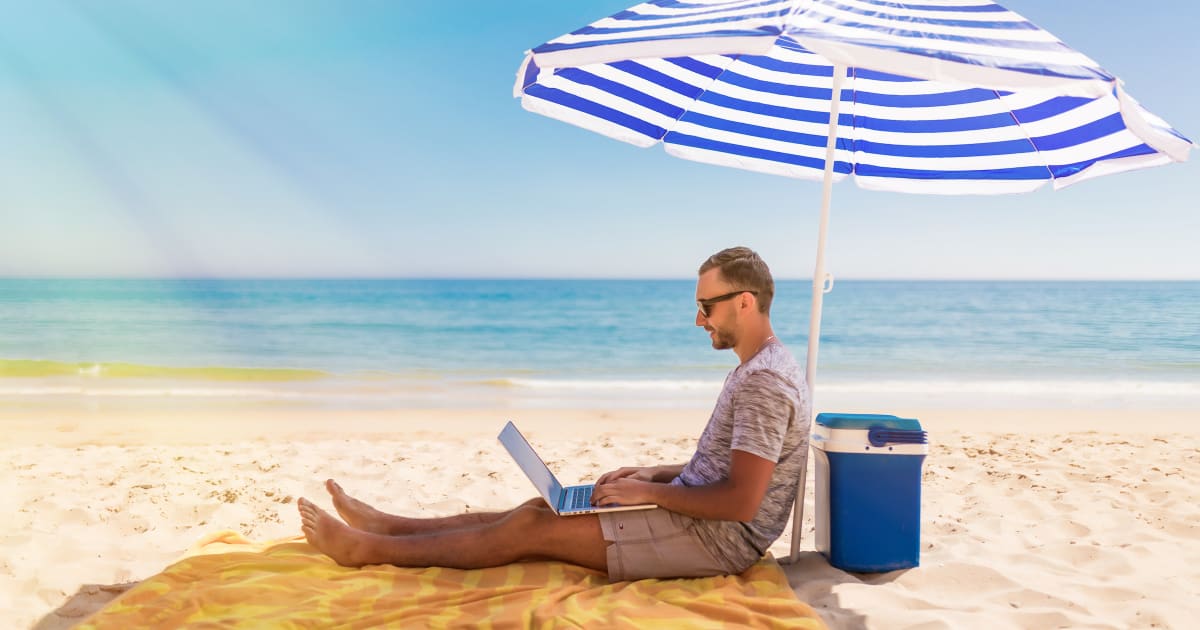 An In-Depth Guide on How to Become a Software Reseller | LiveChat ...