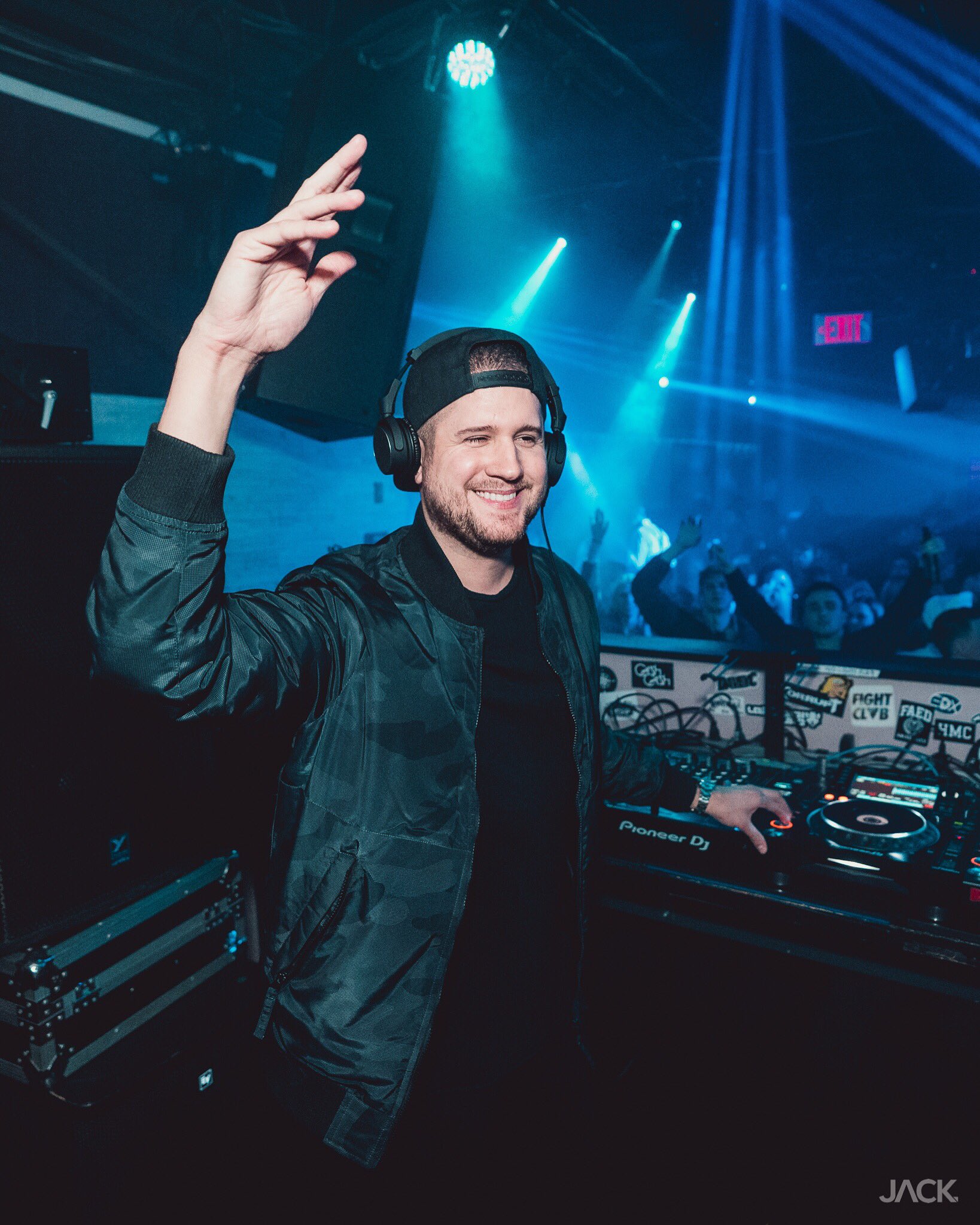 Book CID on BeatGig · Thousands of Artists at Your Fingertips