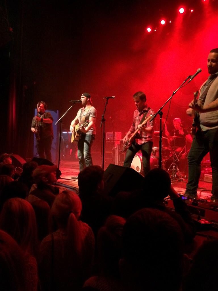 Book Andy Velo on BeatGig · Thousands of Artists at Your Fingertips