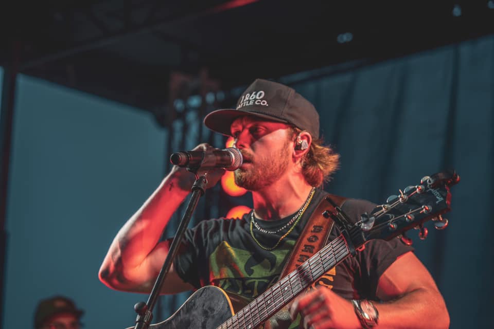 Book Elijah Borders on BeatGig · Thousands of Artists at Your Fingertips