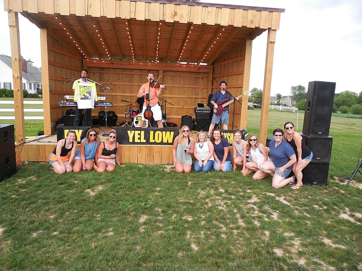 Book My Yellow Rickshaw on BeatGig · Thousands of Artists at Your ...