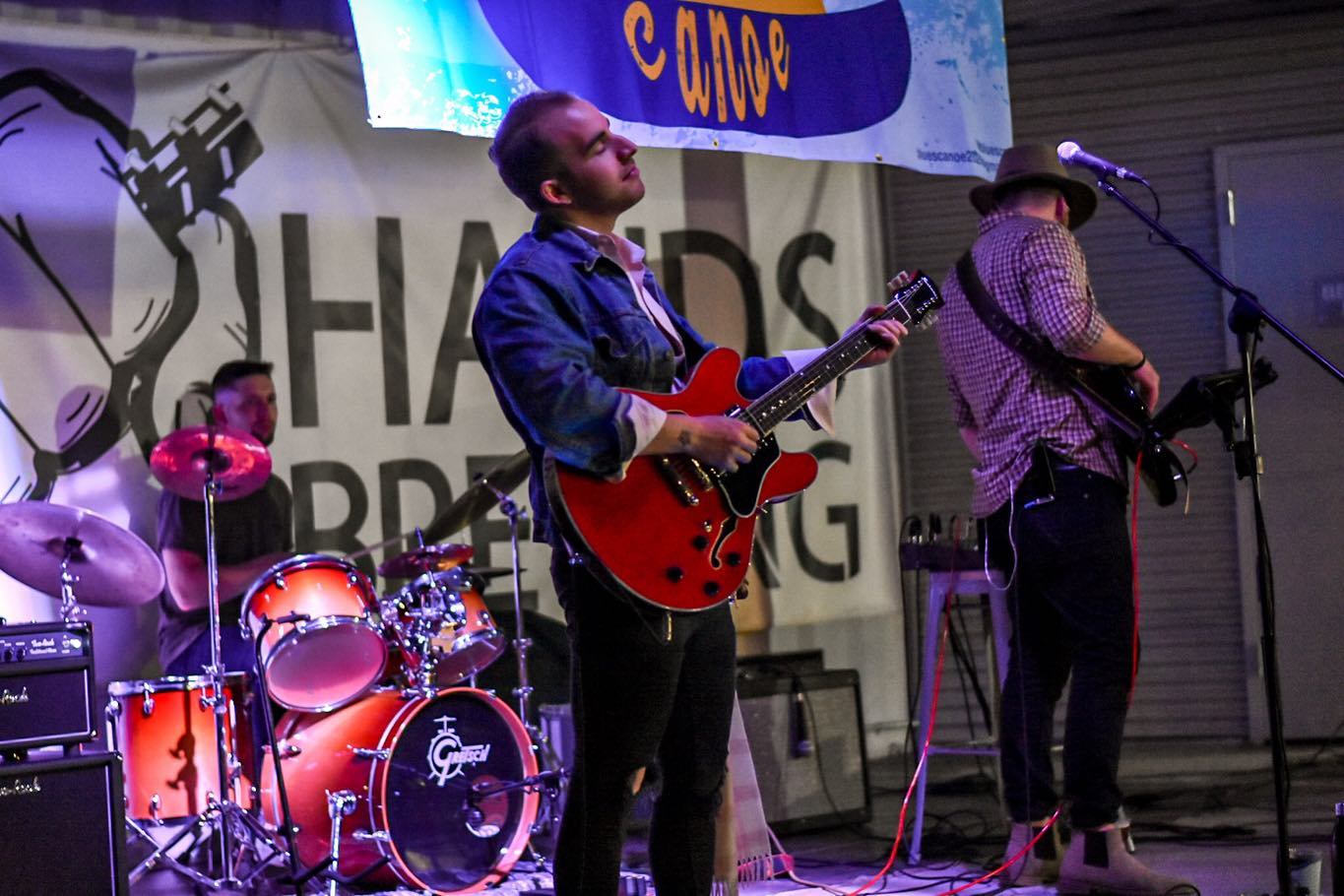 Book Blues Canoe On Beatgig Thousands Of Artists At Your Fingertips