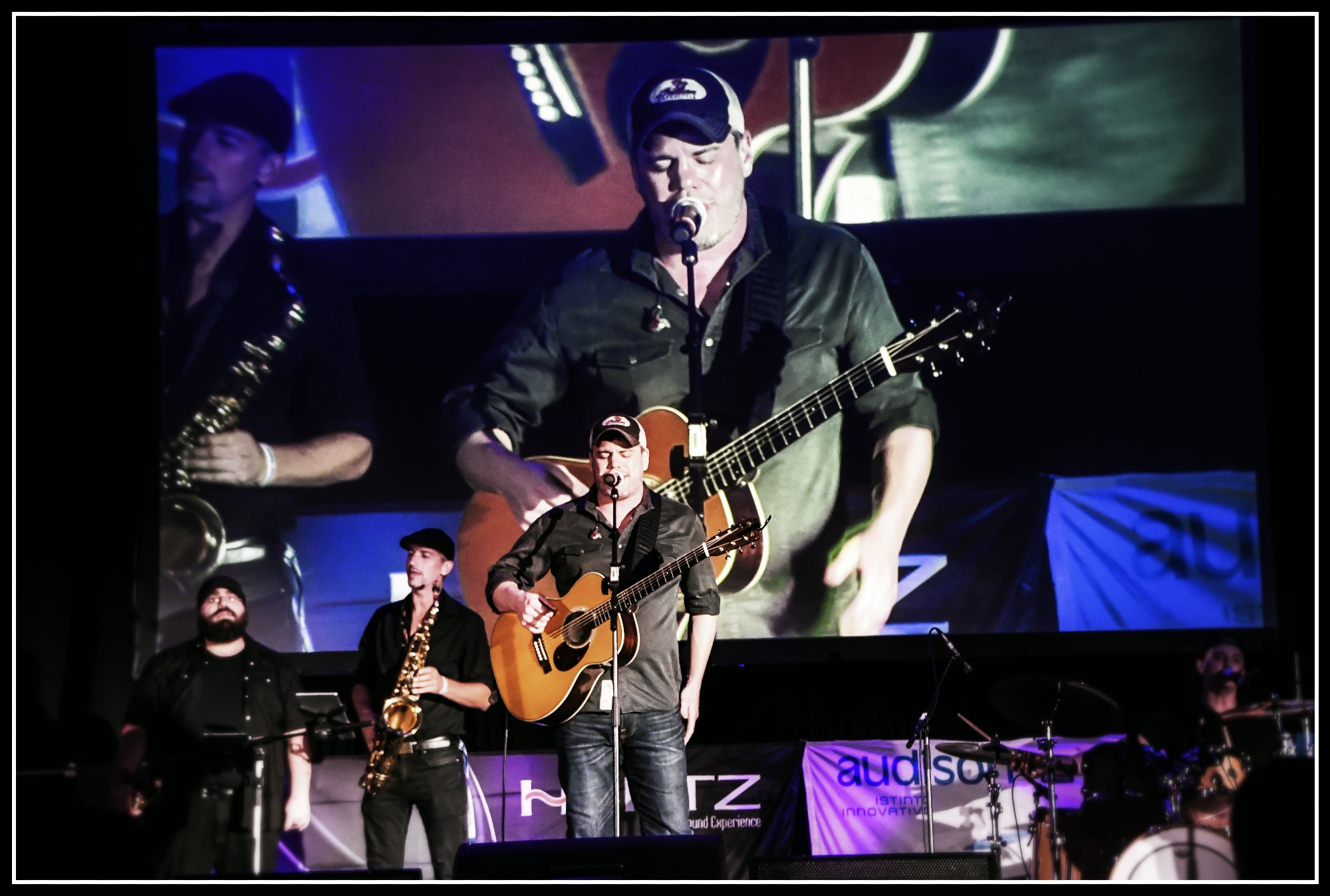 Book Chris Weaver Band on BeatGig · Thousands of Artists at Your Fingertips