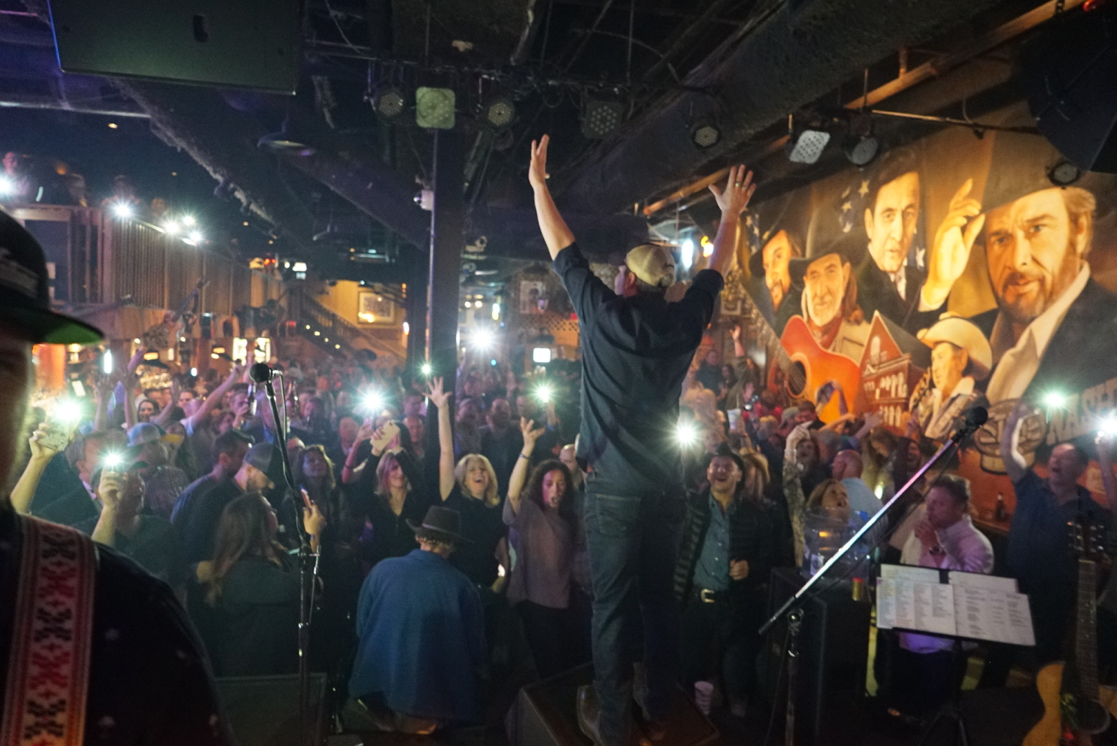 Book Chris Weaver Band on BeatGig · Thousands of Artists at Your Fingertips