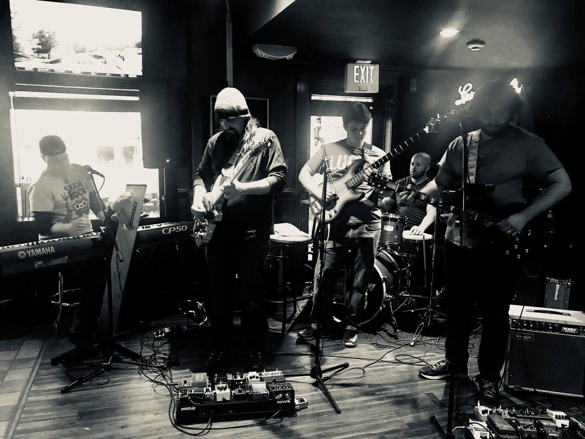 Book Chris Gullace Band on BeatGig · Thousands of Artists at Your ...