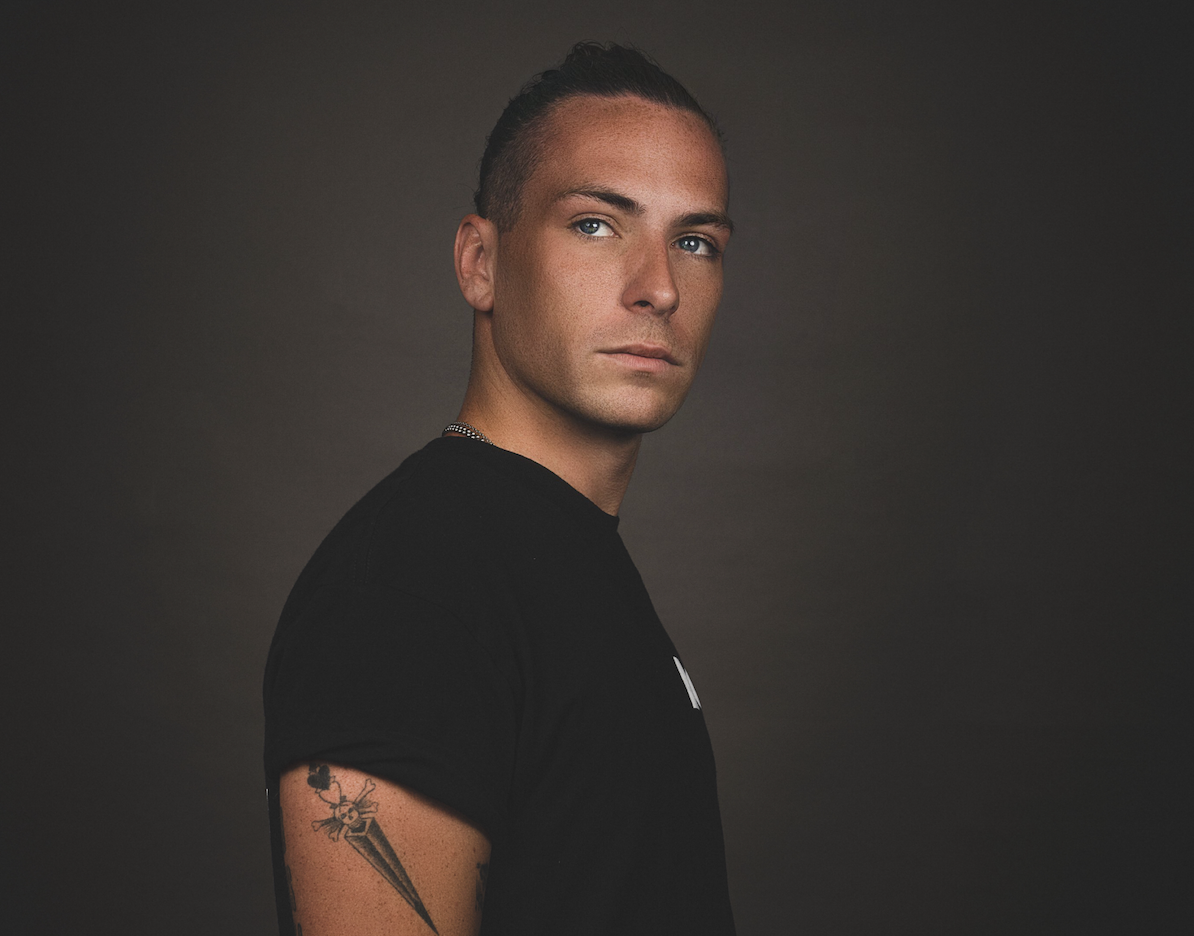 Book LUKE ALEXANDER on BeatGig · Thousands of Artists at Your Fingertips