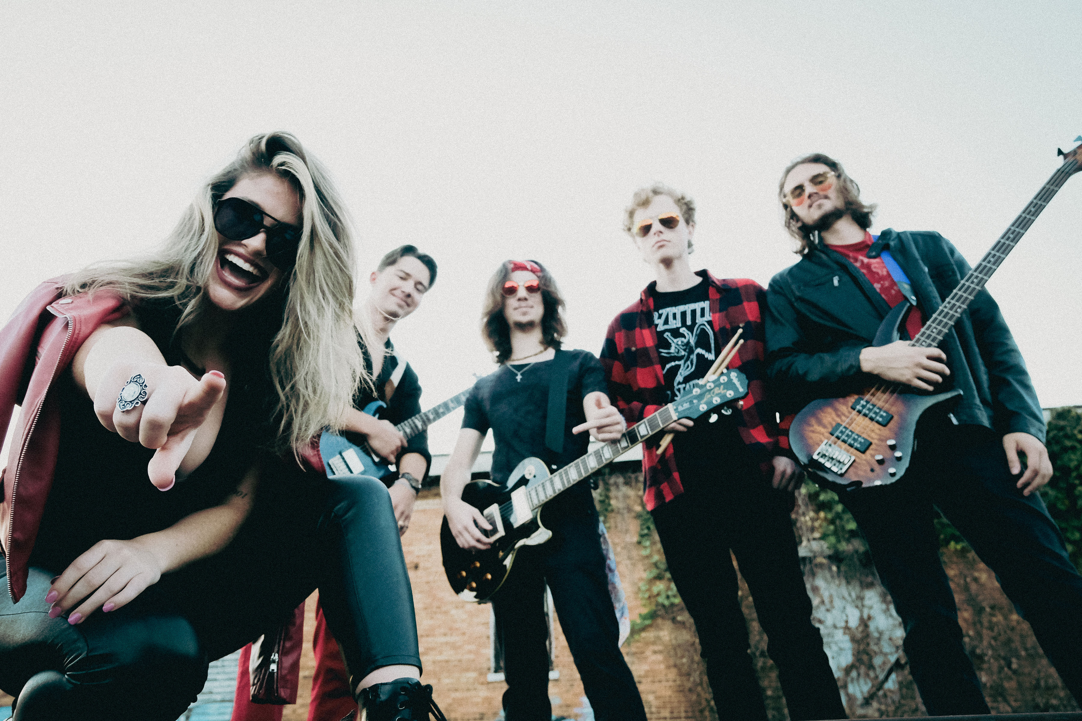 Book Daisy Chain on BeatGig · Thousands of Artists at Your Fingertips