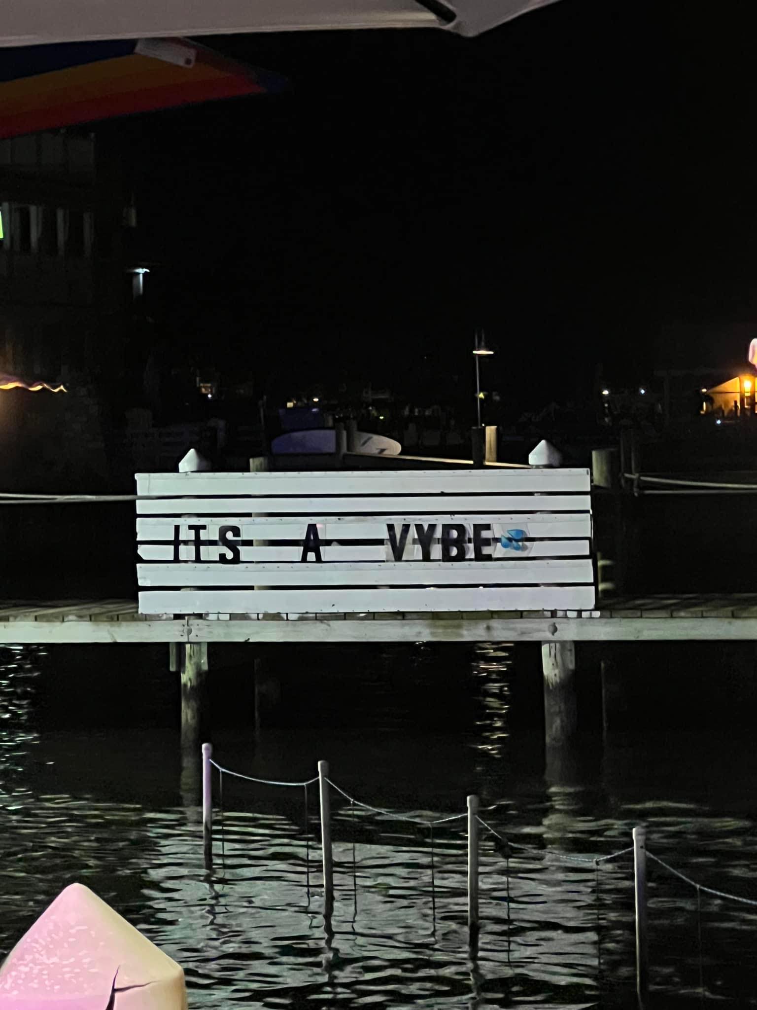 Book DJ Vybe on Dusk · Thousands of Artists at Your Fingertips