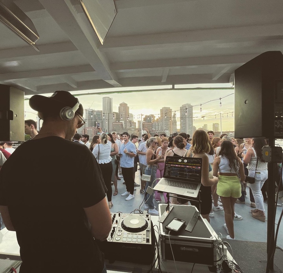 Book DJ Phat Matt on Dusk · Thousands of Artists at Your Fingertips