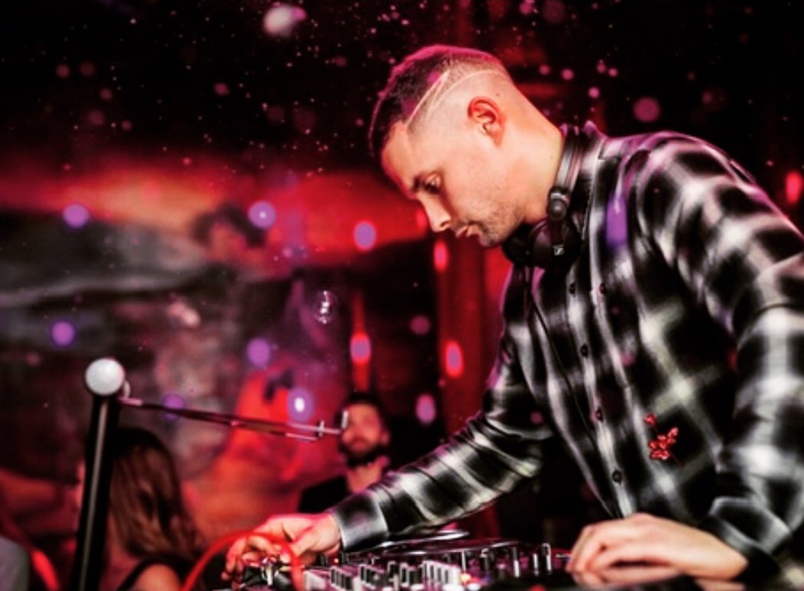 Book UPTOWNNIKKO on BeatGig · Thousands of Artists at Your Fingertips