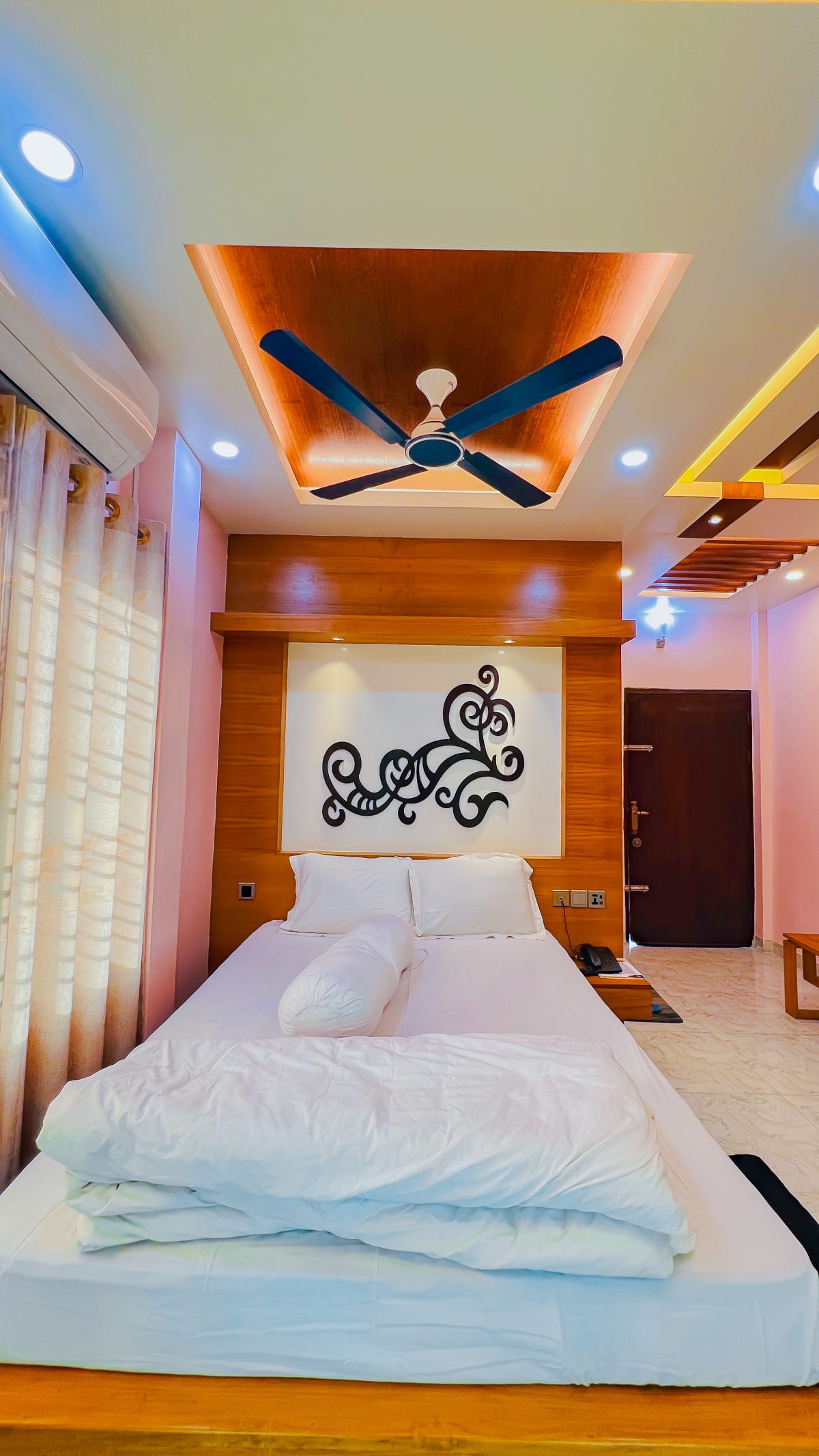 Mountain Springs Resort | Luxury Hillside Escape
