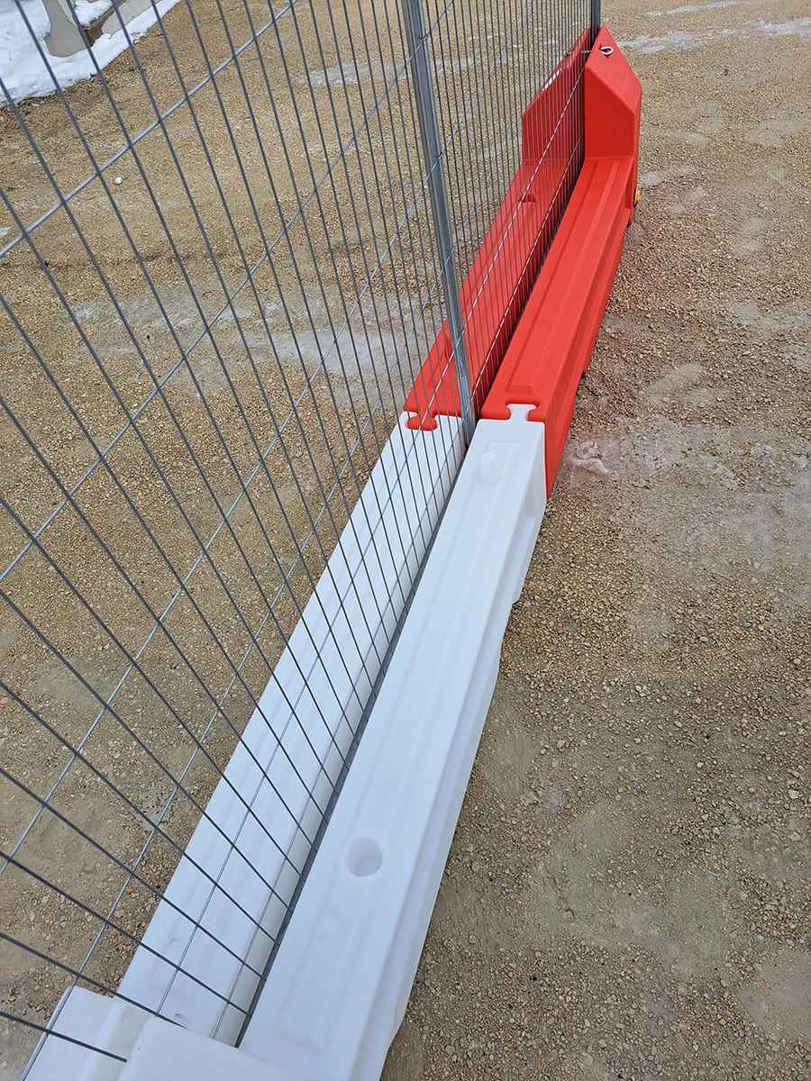 Slot Block Barrier - White - Broadfence