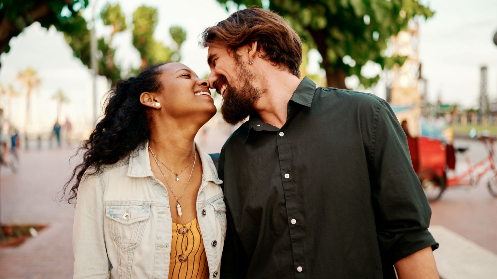 Love Language Explained: The 5 Love Languages In Relationships