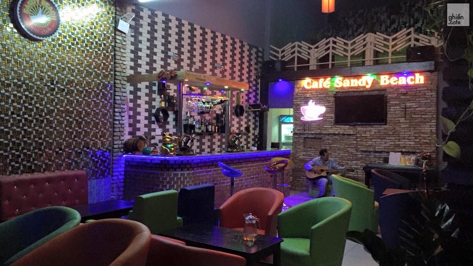 Sandy Beach Cafe - Nguyễn Huệ