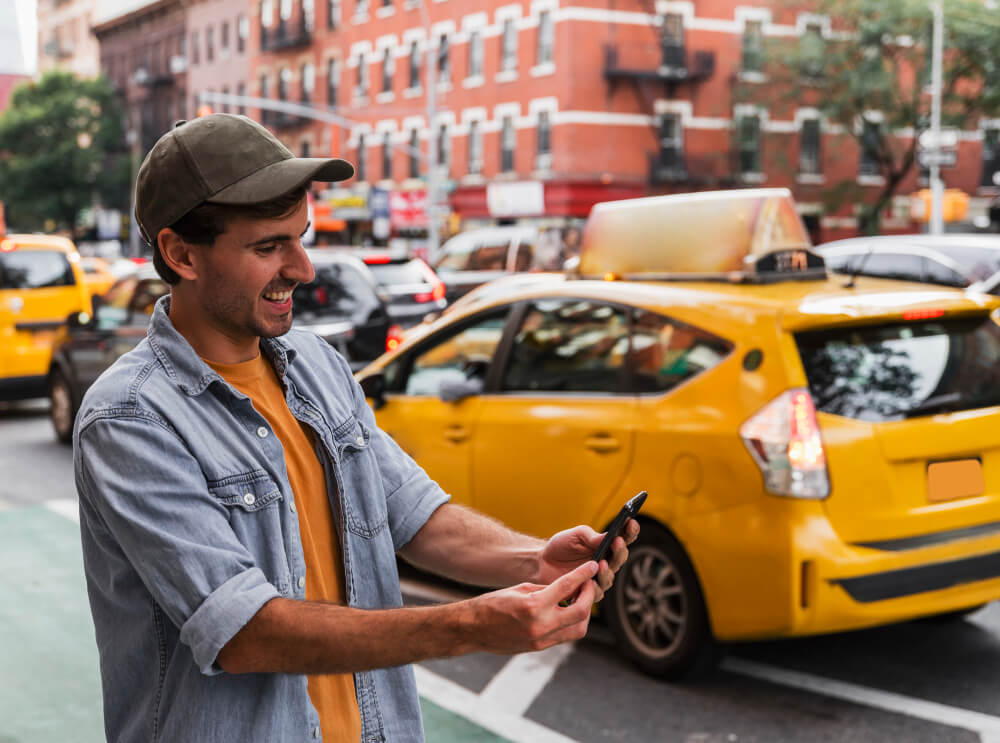 Experience Luxury with Supreme’s Pre-Book Taxi Service