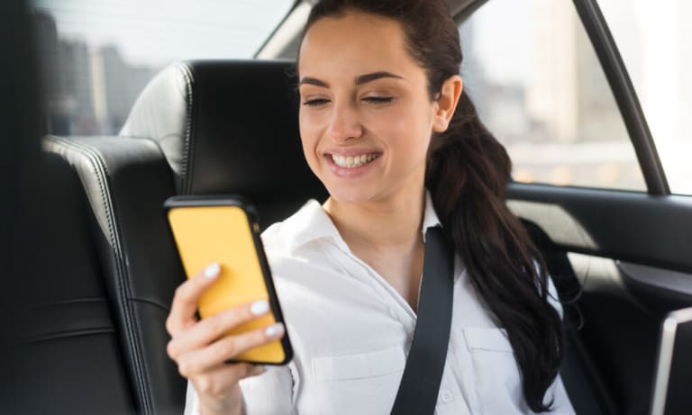 Choose Supreme Taxis for Nearby Women Only Taxi Service