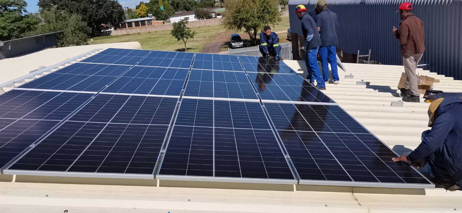 SOLARQUENCH - Premium Solar Energy Solutions | Reduce Energy Bills by 70%