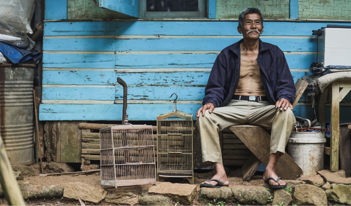 La desgarradora práctica del pasung en el Sudeste Asiático