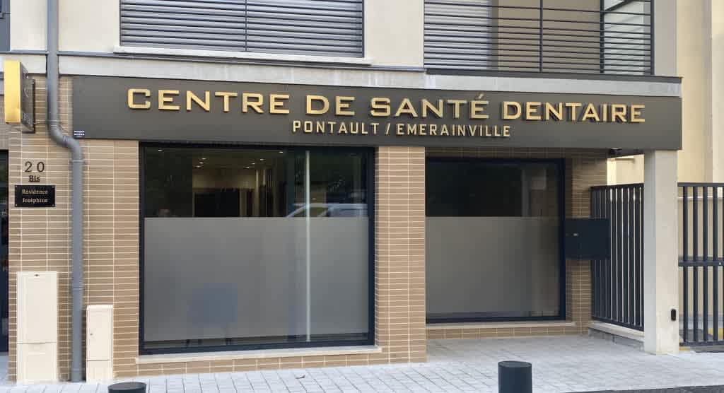Dr Emmanuelle TEBOUL-SASPORTES, Chirurgien-dentiste à Saint-Maur-des-Fossés