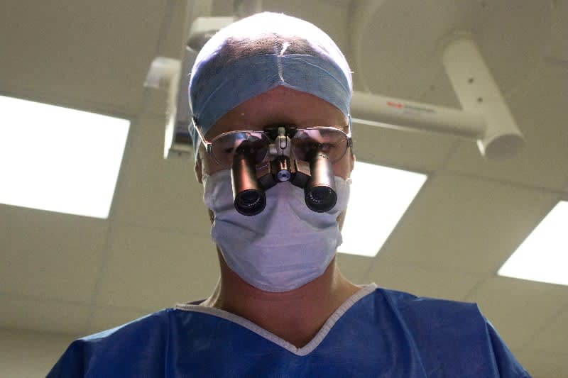 Dr Nicolas GIBERT, Chirurgien orthopédiste à Arnas, Villeurbanne