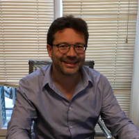 Dr Luc NABET, Echographiste à Paris : Prenez rendez-vous en ligne