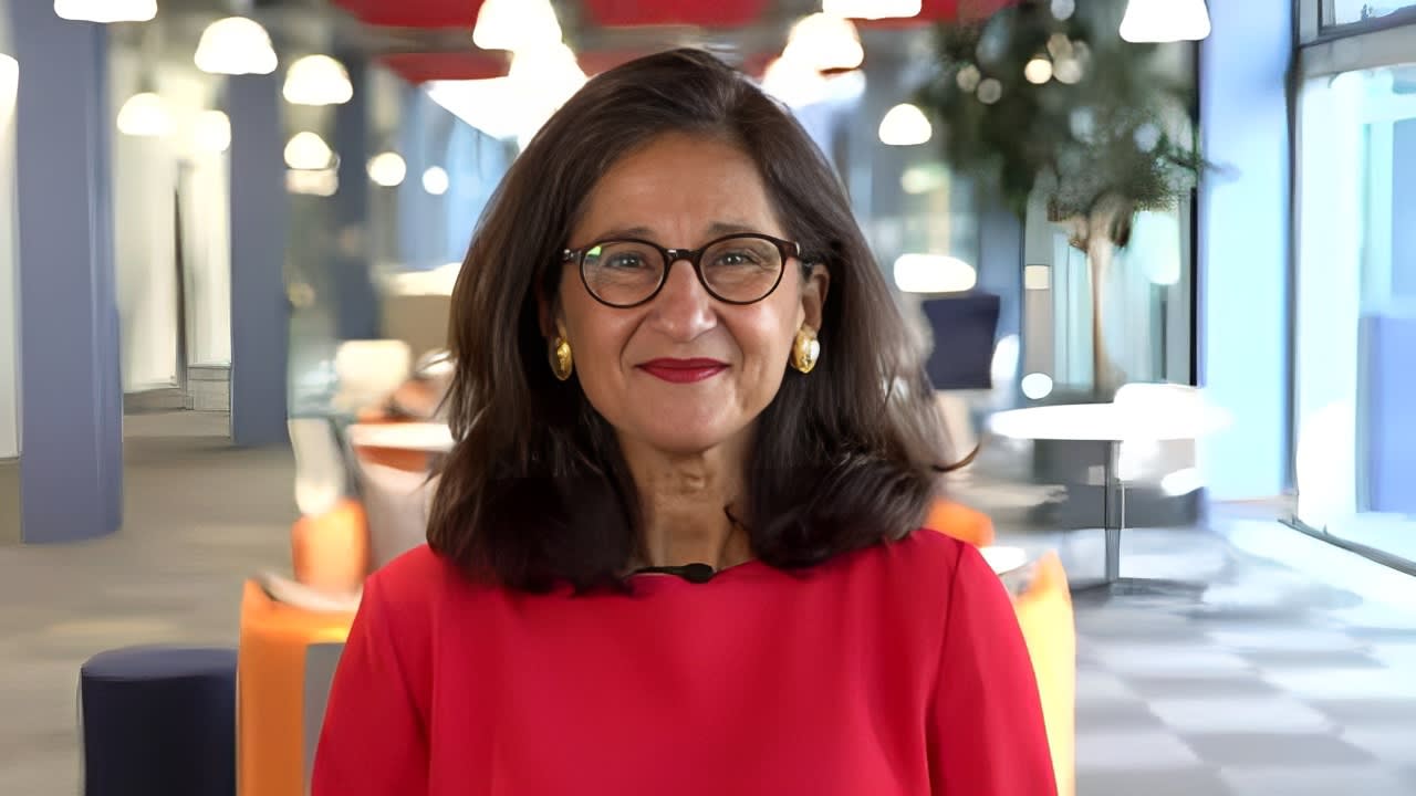 Document Women - Syrian-born Astrophysicist, Dr Rim Turkmani