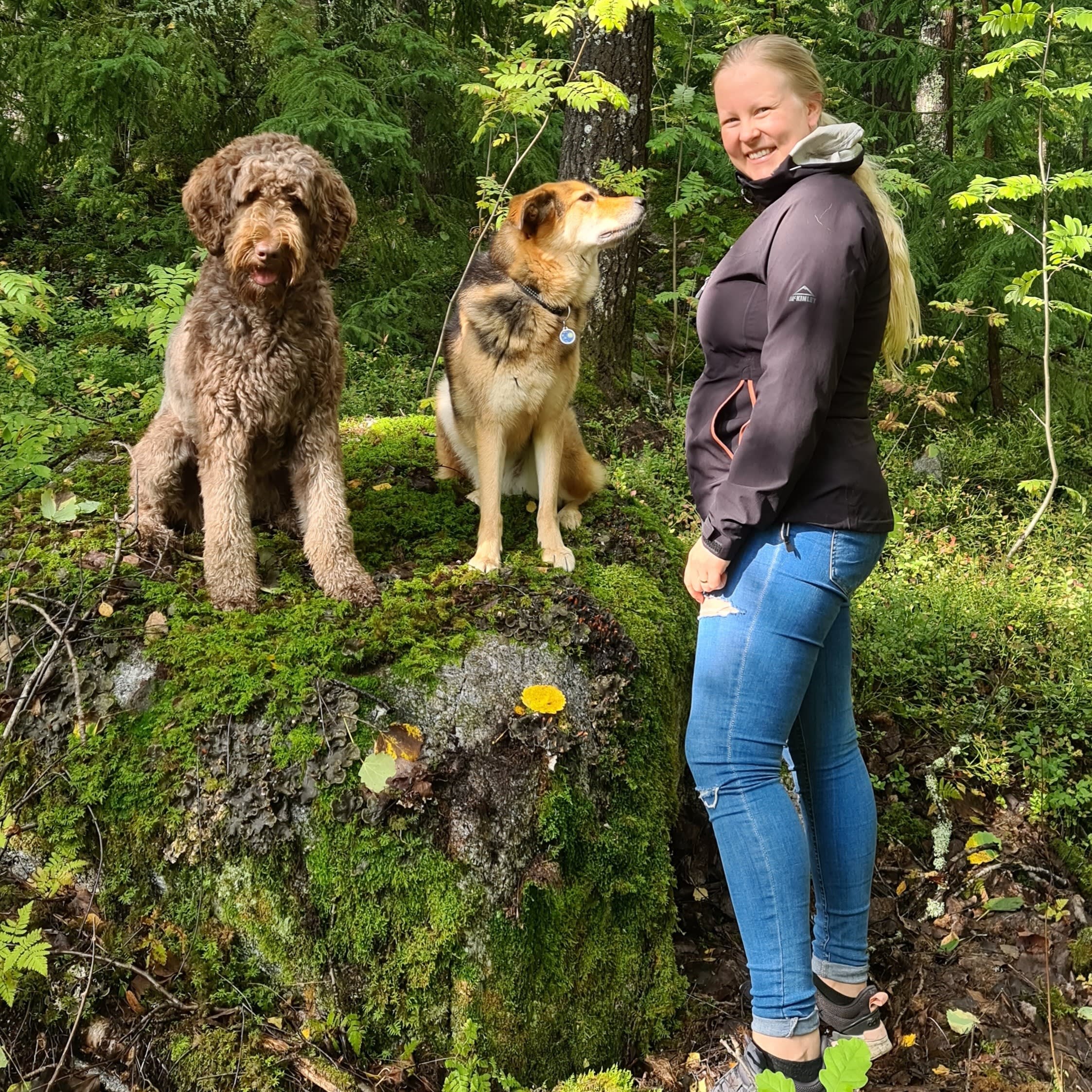 Dogio Kouluttajat | Koirankoulutusta eri puolella Suomea - Dogio.fi