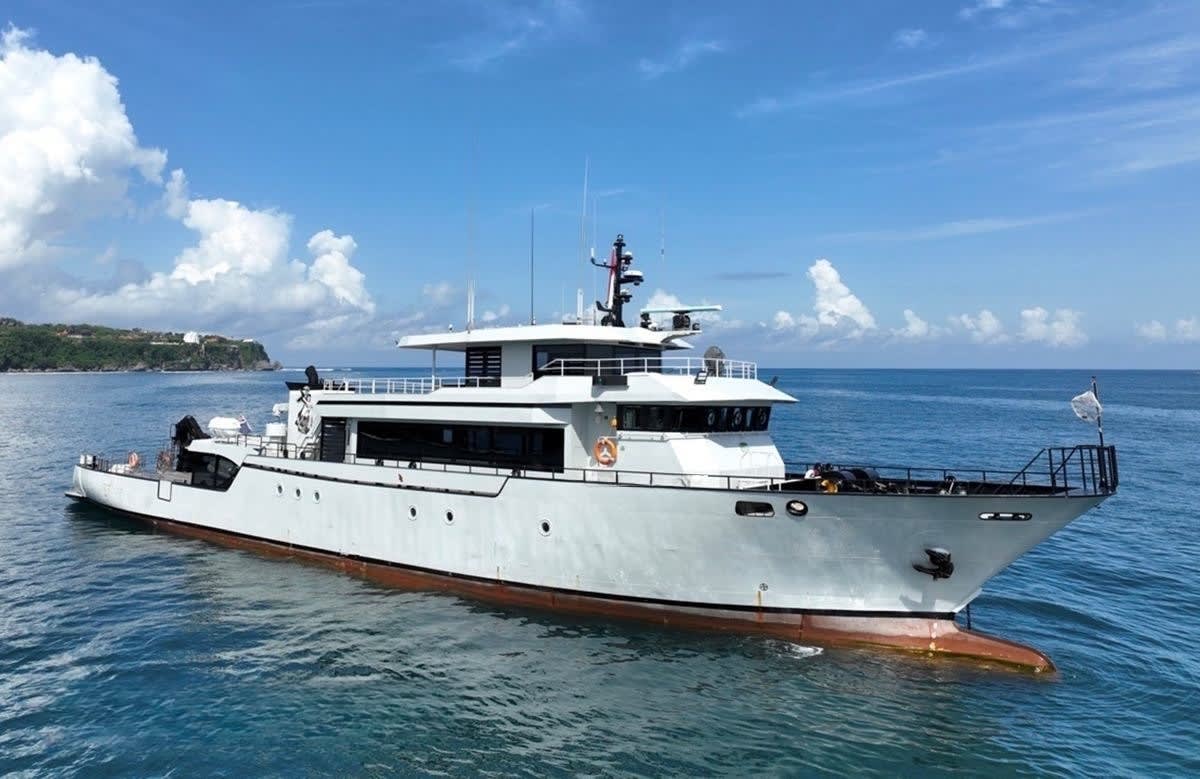 Southern Cross - Yacht