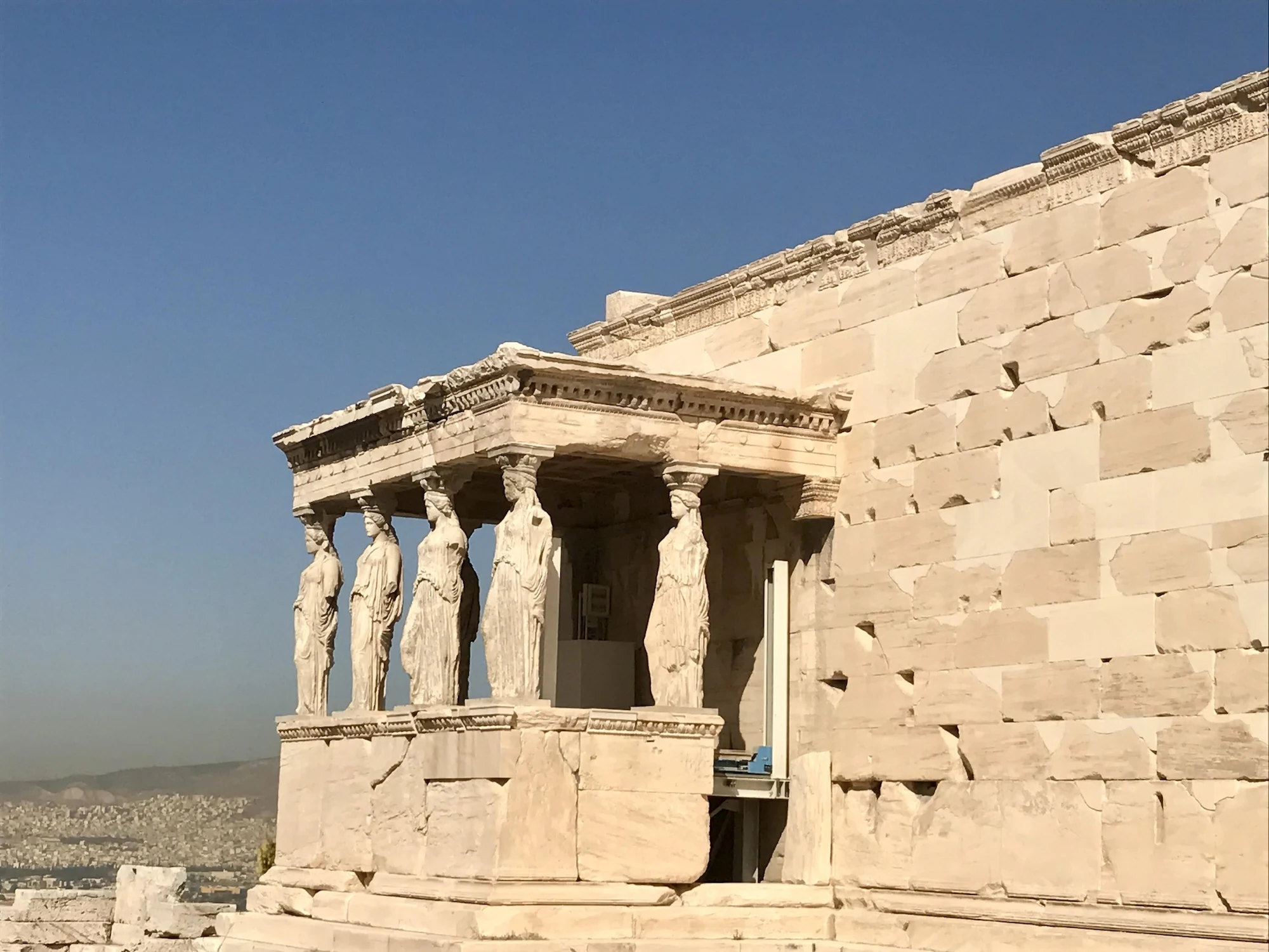 7-Day Cyclades Yacht Itinerary–Athens to Milos | Yacht.com