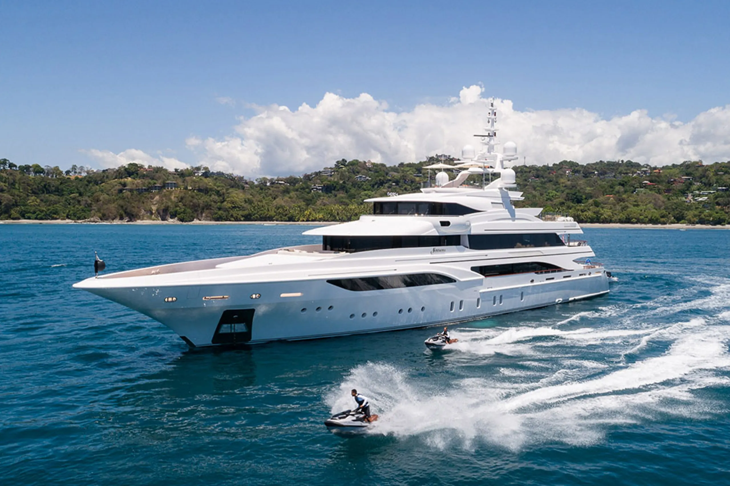 Formosa Luxury Motor Yacht for Charter