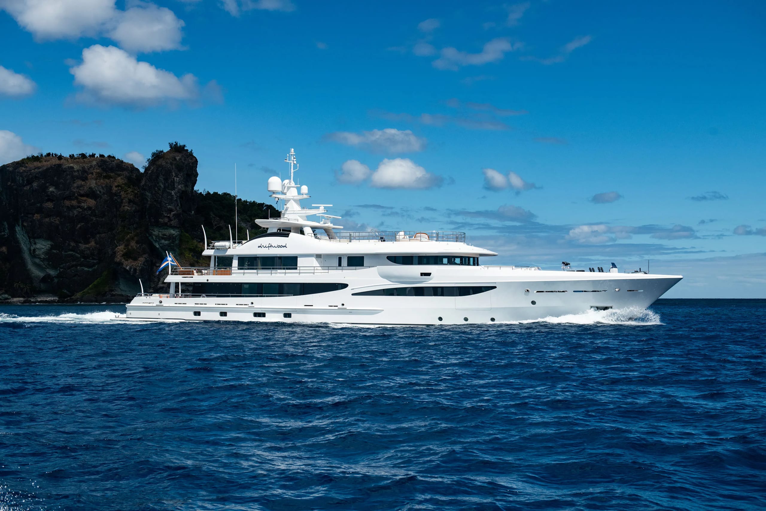 Driftwood Luxury Motor Yacht for Charter