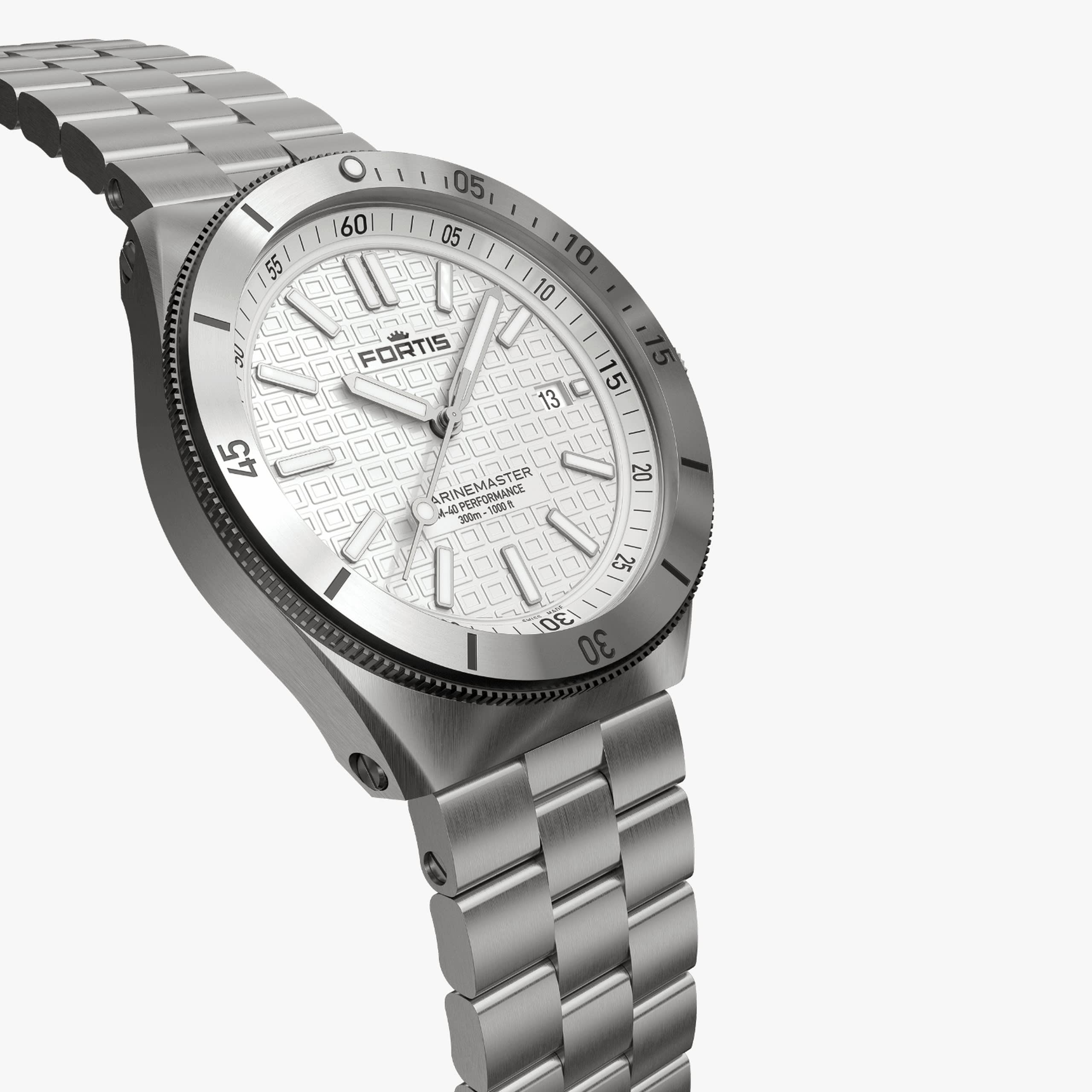 Fortis Marinemaster M-40 – Snow White / Blockarmband | World Watch Museum
