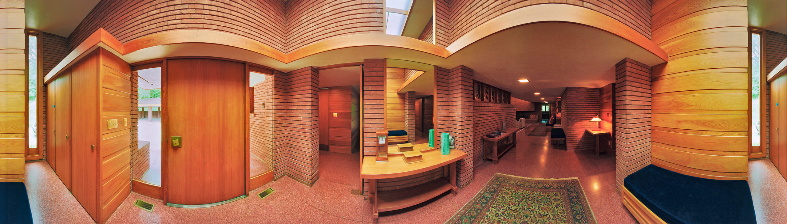 Frank Lloyd Wright – Thomas R. Schiff Photographs