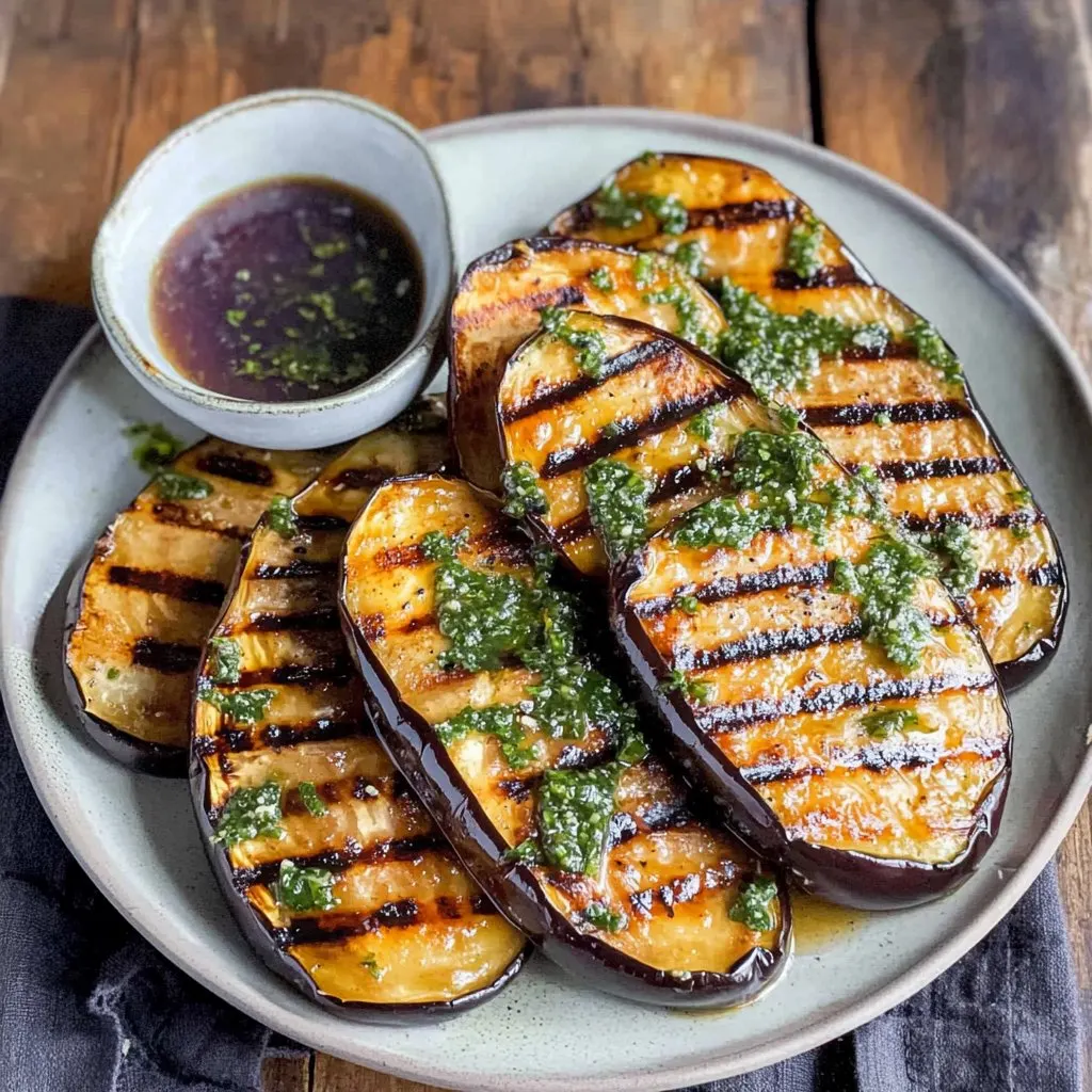 Smoky Grilled Eggplant: A Tender Flavor Explosion - recipecakes.com