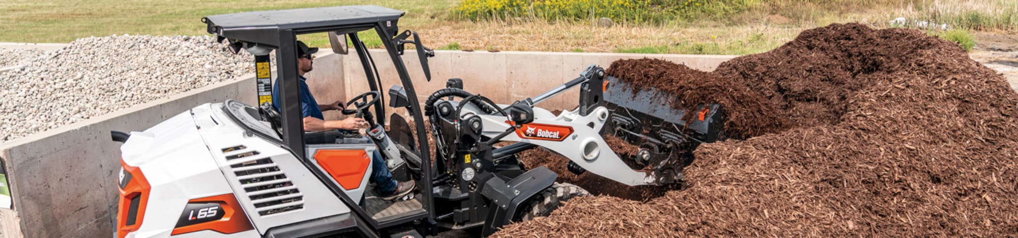 Compact Wheel Loaders - Bobcat Company