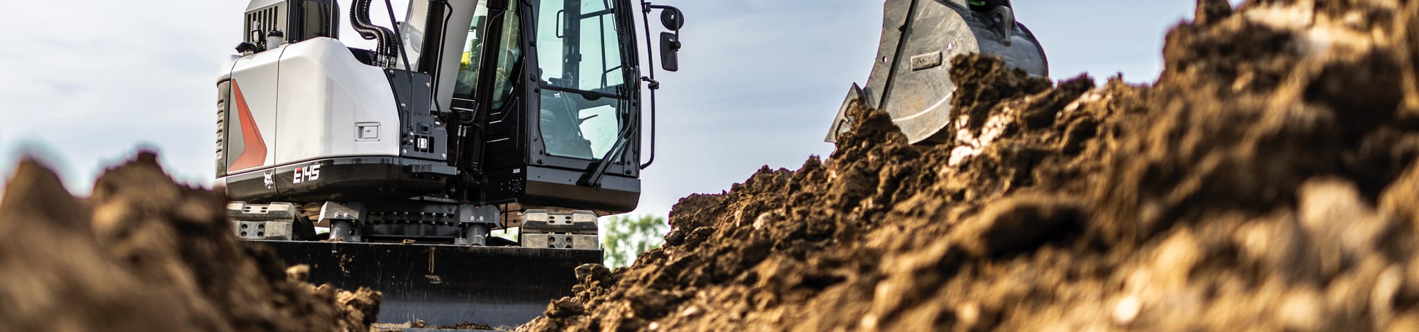 Large Excavators - Bobcat Company