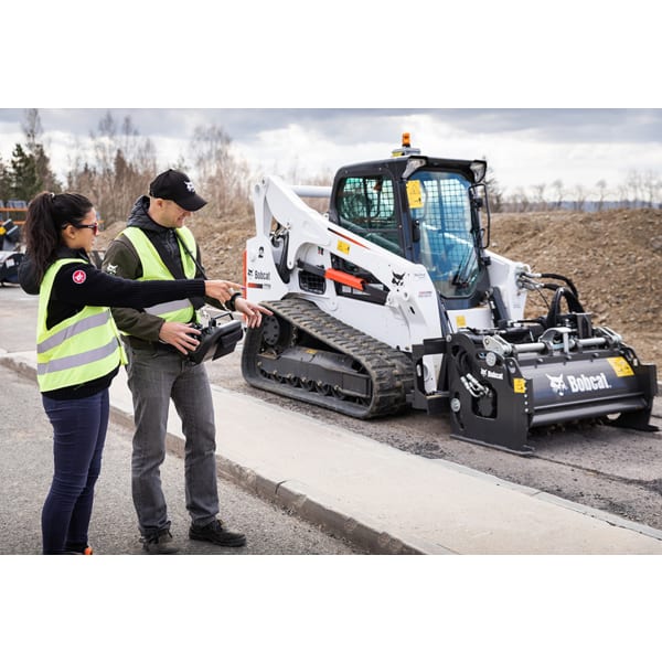 New Remote Control Launch for Bobcat Loaders – Bobcat Company Europe