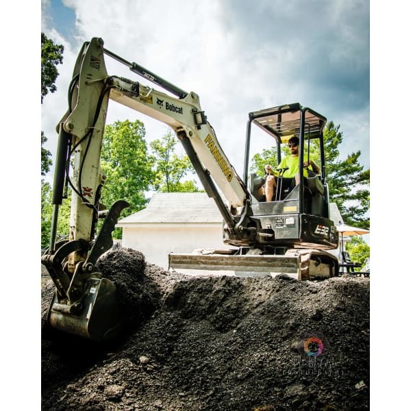 Bobcat Equipment Brings Dirt-Digging Dream into Reality – Bobcat ...