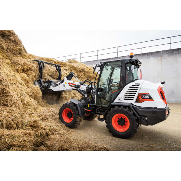 Bobcat L95 Compact Wheel Loader for Agriculture – Bobcat Company Europe
