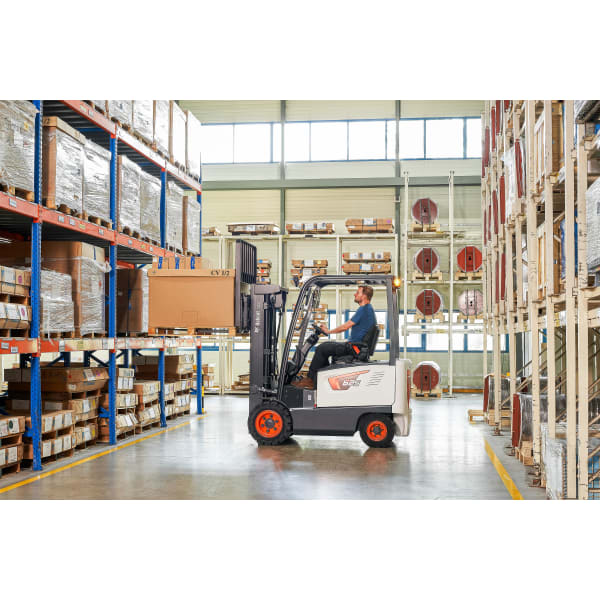 Electric Forklifts – Doosan Bobcat LATAM