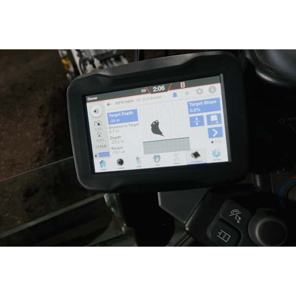 Features: Depth Check System on Compact (Mini) Excavators - Bobcat Company