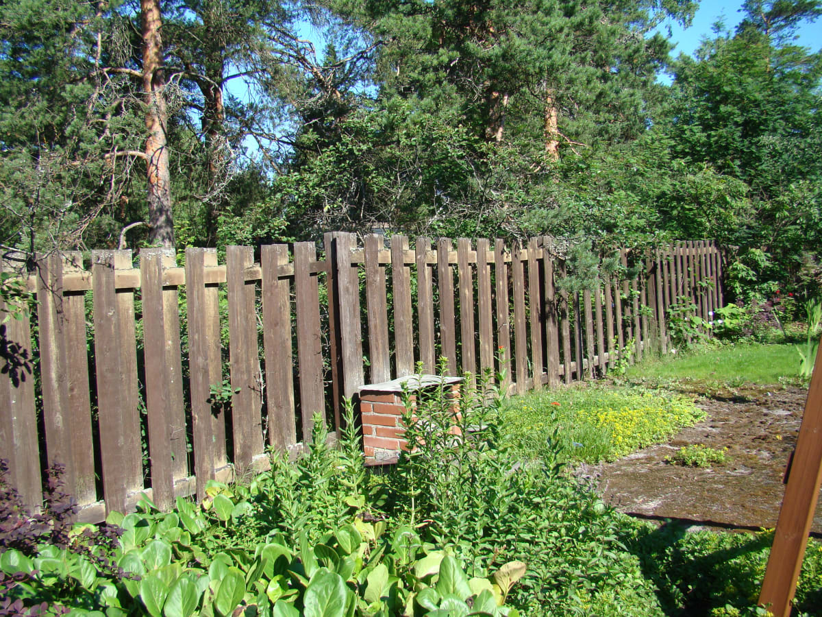 Lauta-aidan purku ja uuden rakentaminen