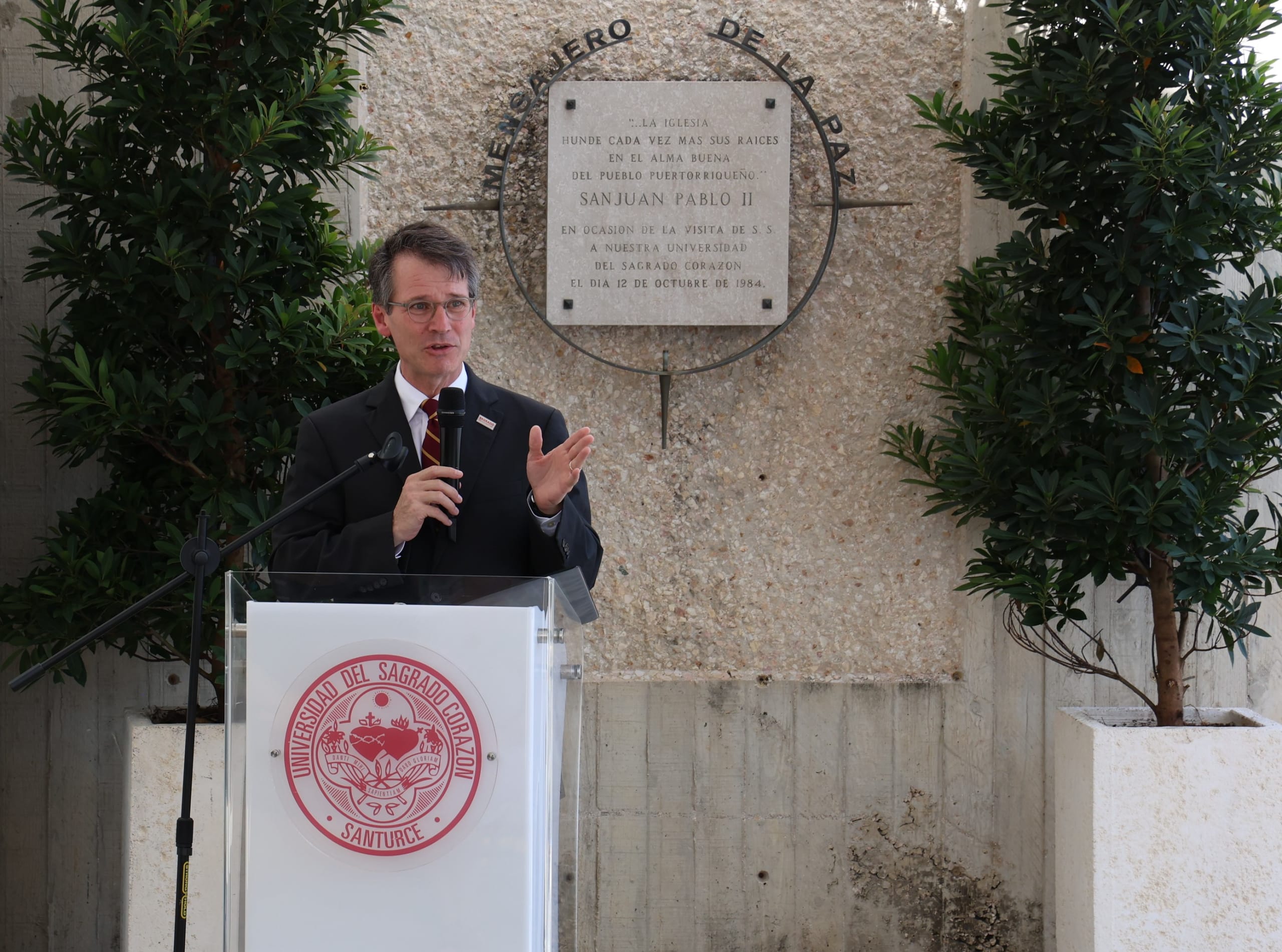 Hacen memoria del paso de San Juan Pablo II por P.R. - El Visitante