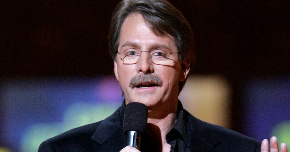 We Interviewed Jeff Foxworthy | Show at Redfest