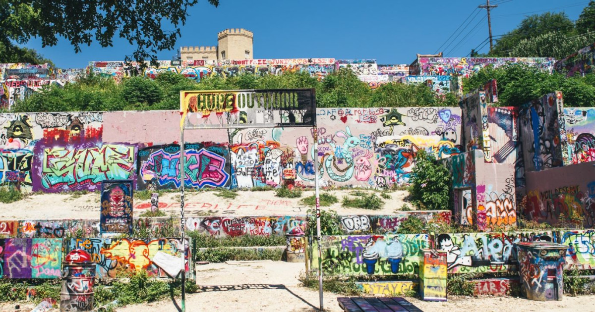 This Saturday: Take a Tour Behind the History o...