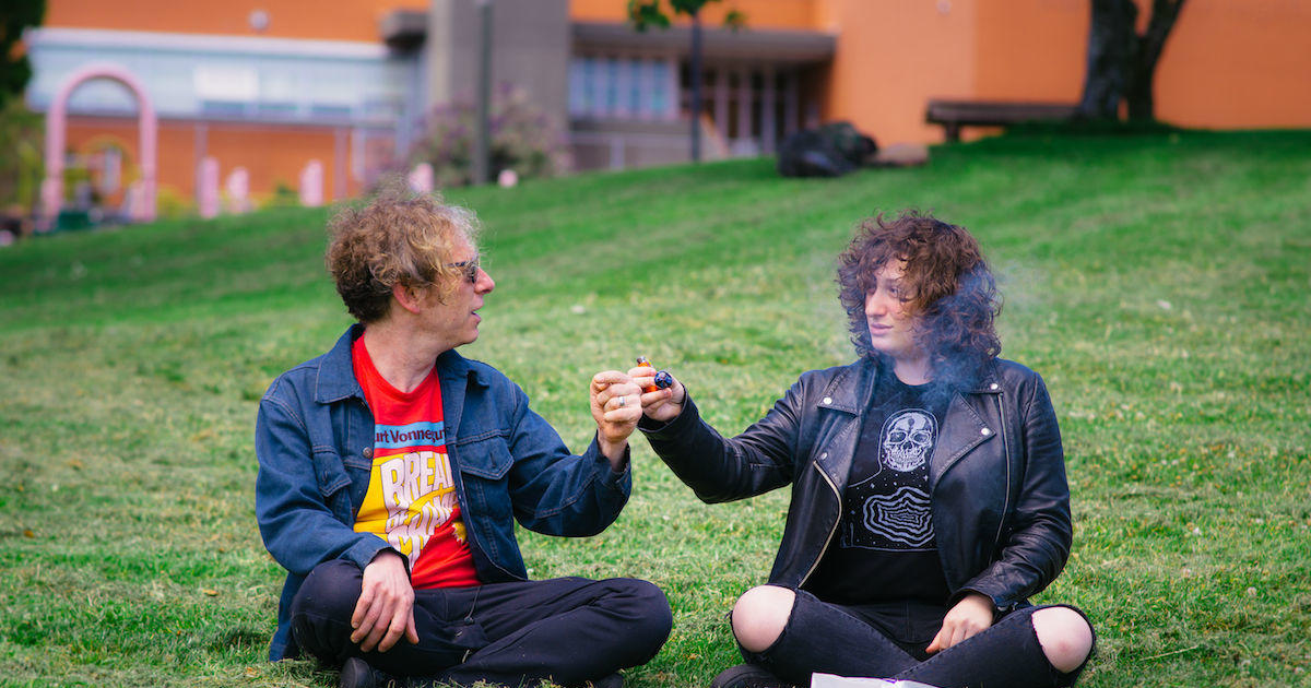 A Stoned Adventure With Annie Girl And The Flight