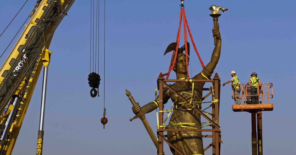 Do317 Explains: Lady Victory