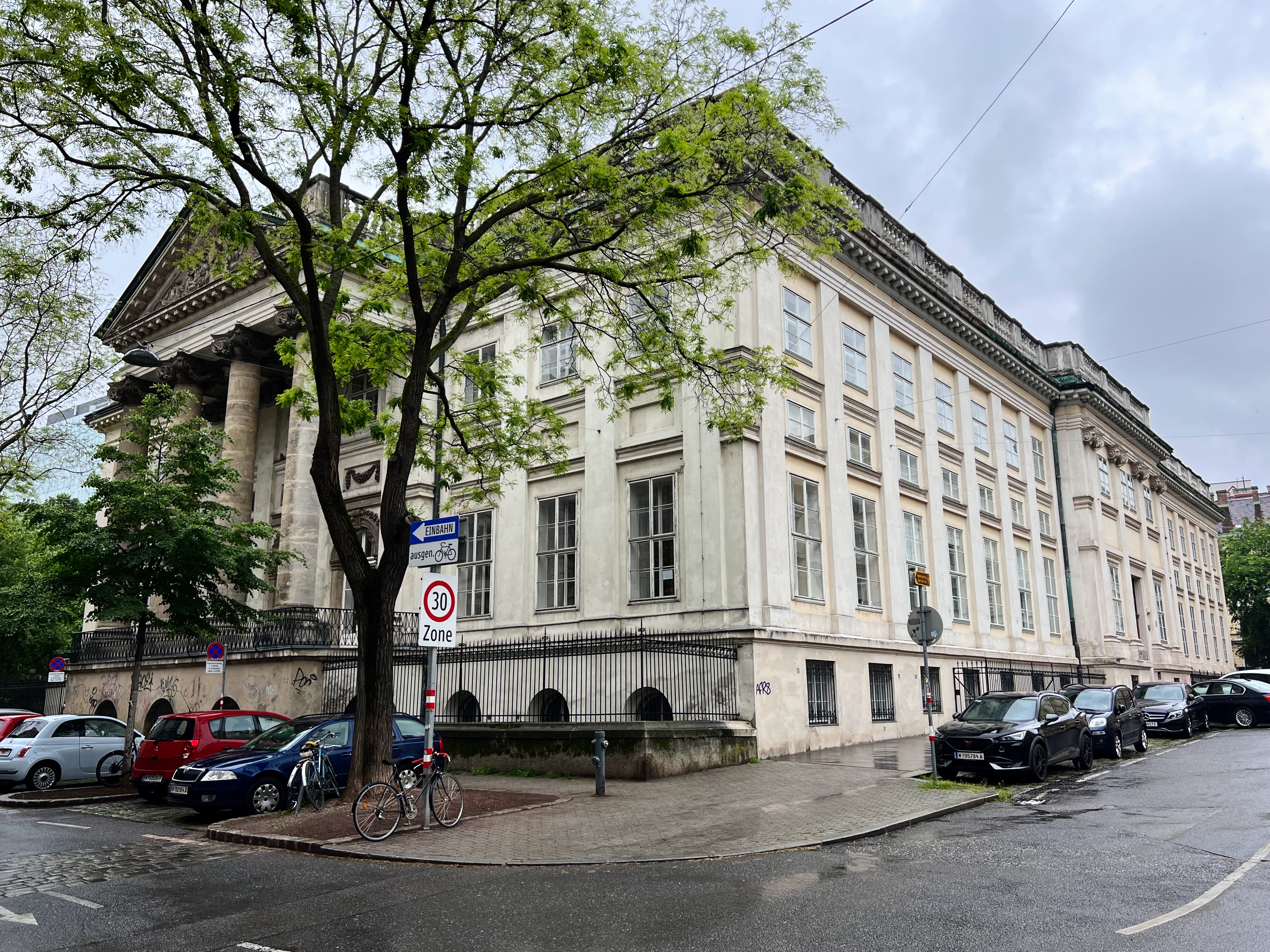 100 Unique Buildings in Vienna - Offbeat Budapest & Vienna