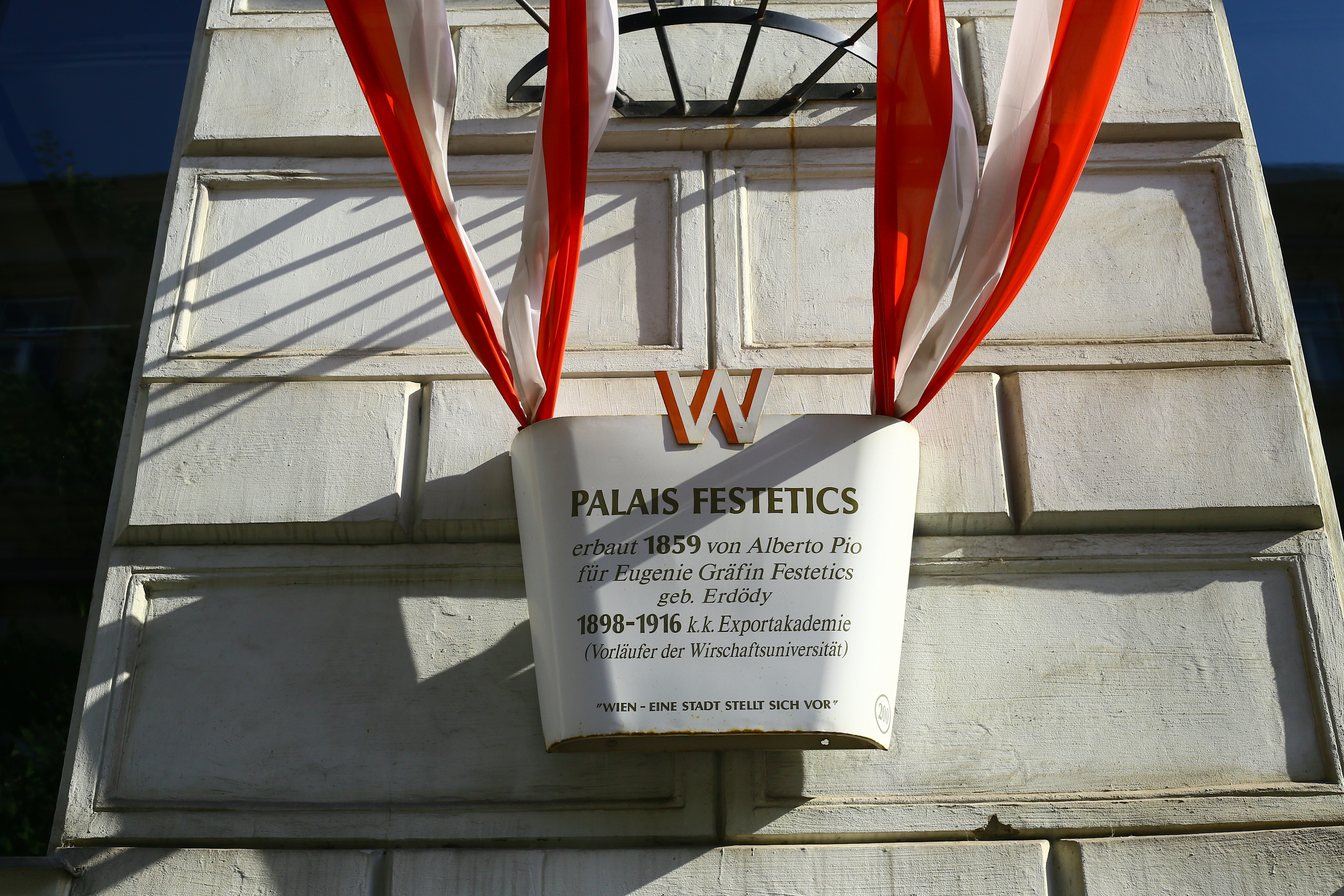 100 Unique Buildings in Vienna - Offbeat Budapest & Vienna